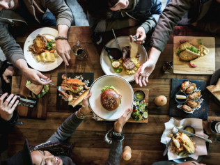 Steakhouse & Bar | Cheyenne, WY | Little Bear Inn